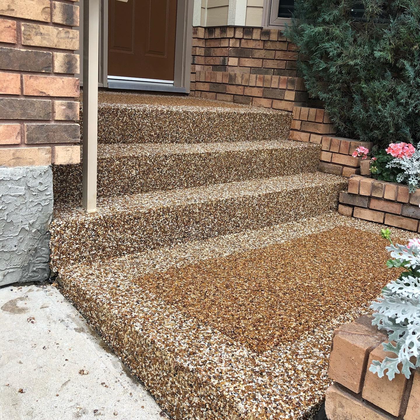 Everything you need to know about Epoxy Stone Flooring - Garden Experts
